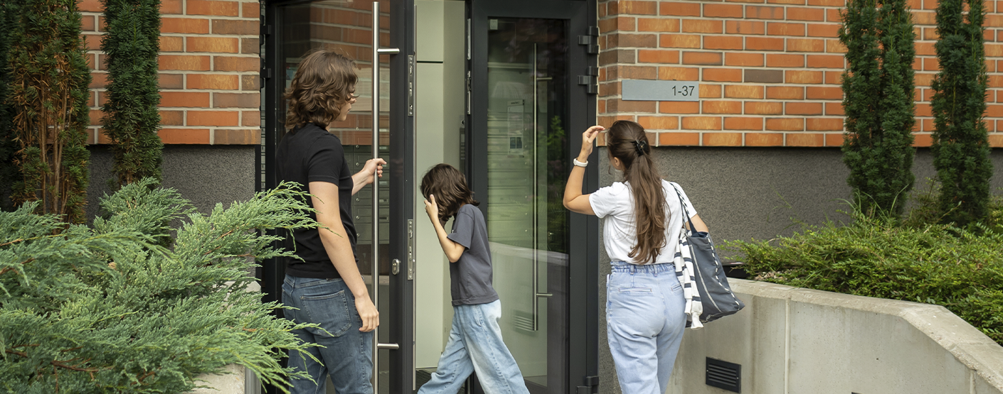 AI-powered visitor management for multi-residential complexes